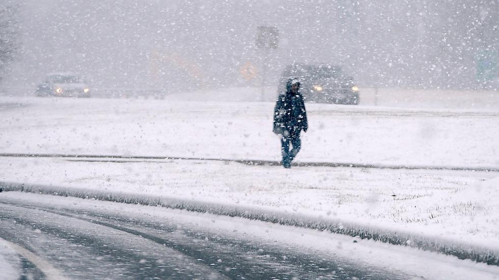 Winter Storm Toby Strikes the Northeast: 3 Killed, 100,000 Lose Power ...