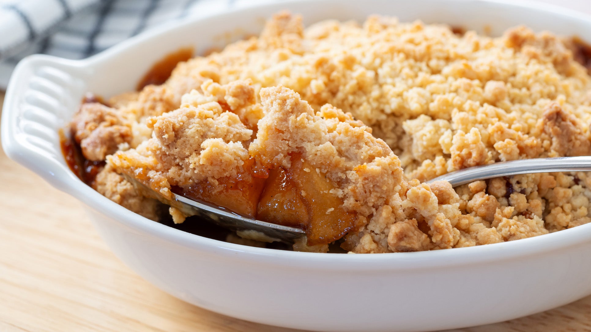 Celebrate Fall's Bounty With This Zesty Apple Crisp | Weather.com