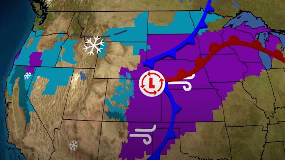 Incredible Cloud Looks Like Bird Soaring in Sky - Videos from The ...