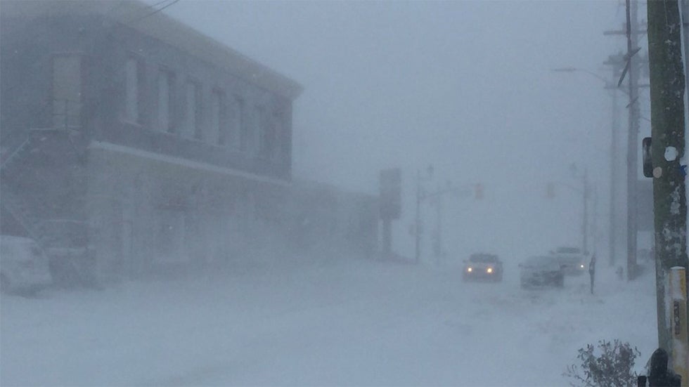 White Out in North Bay: Blowing Snow Advisory Issued | Weather.com