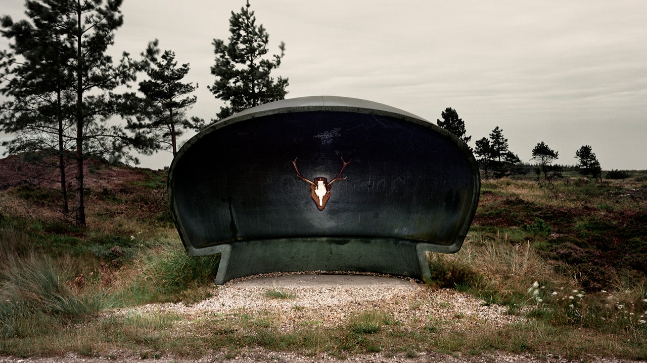 13 Strange But Amazing Bus Stops Around the World (PHOTOS) | The ...
