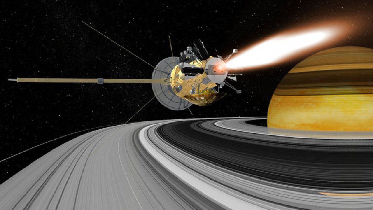 20-Year-Old Cassini Spacecraft Will Soon Be Crashed into Saturn by NASA ...