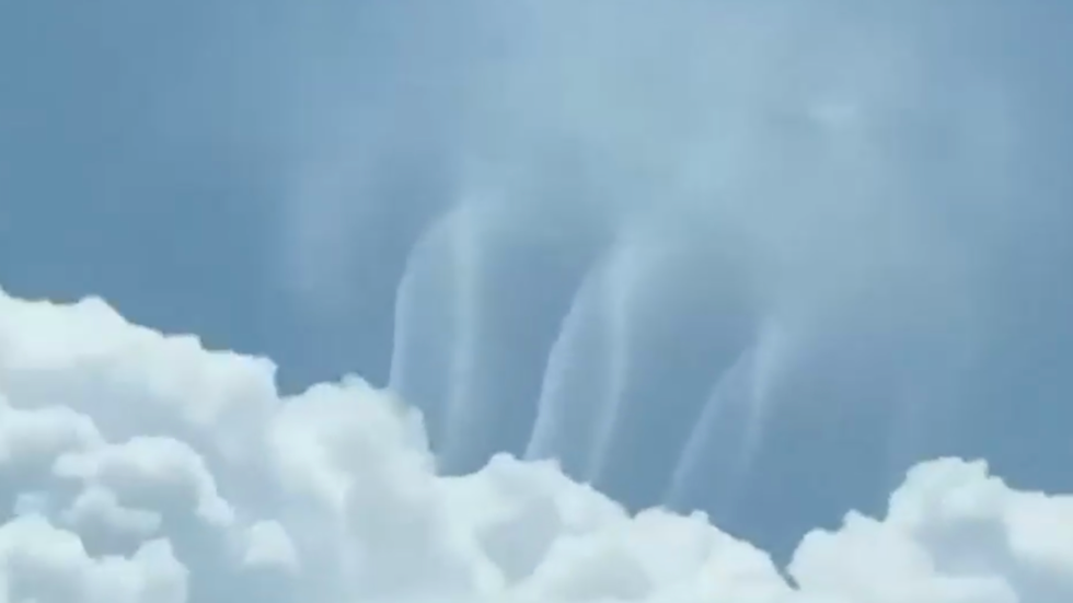 What Is a Crown Flash? - Videos from The Weather Channel