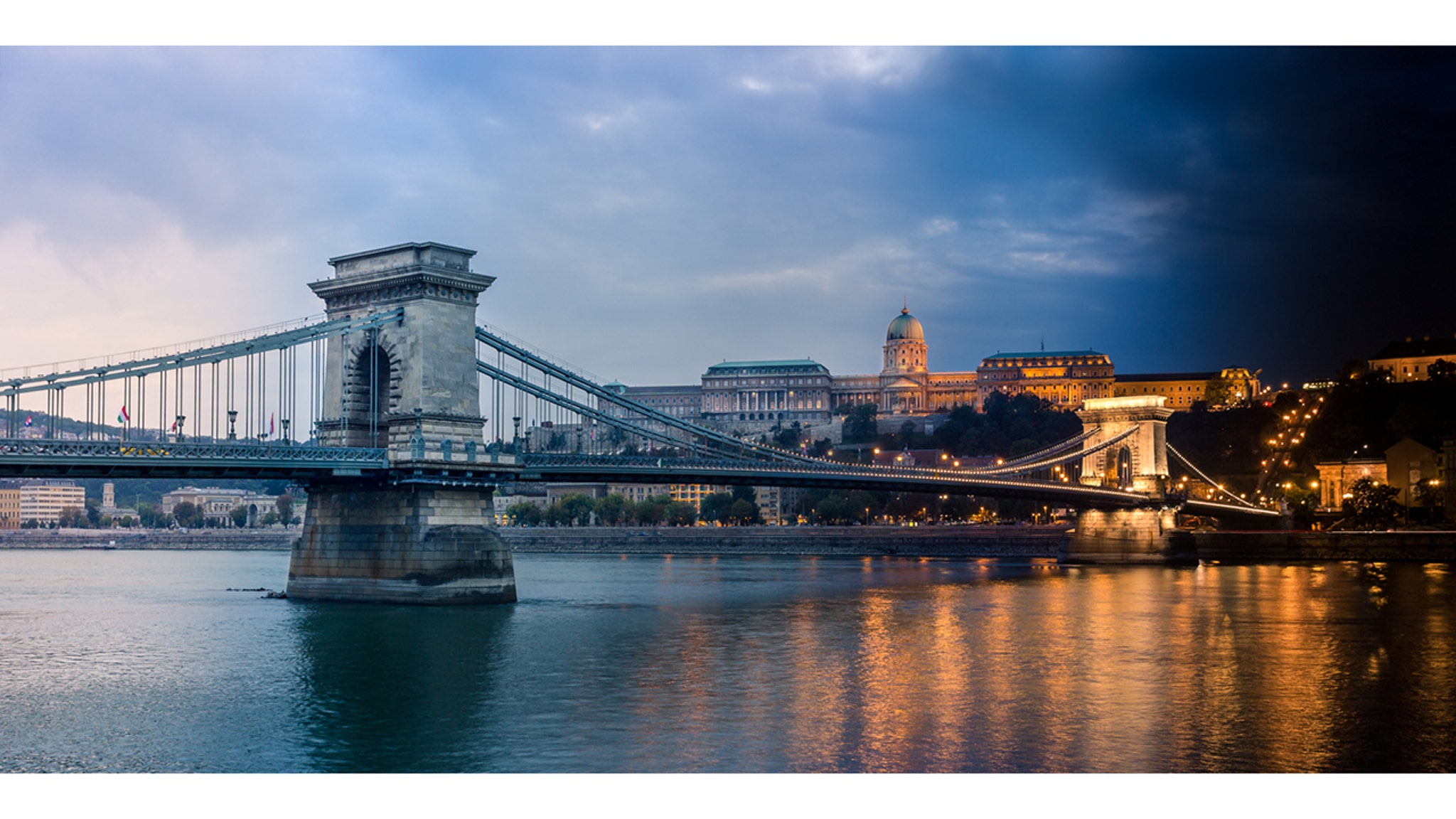 Stunning Time-Lapse Photos of Budapest, Hungary | The Weather Channel