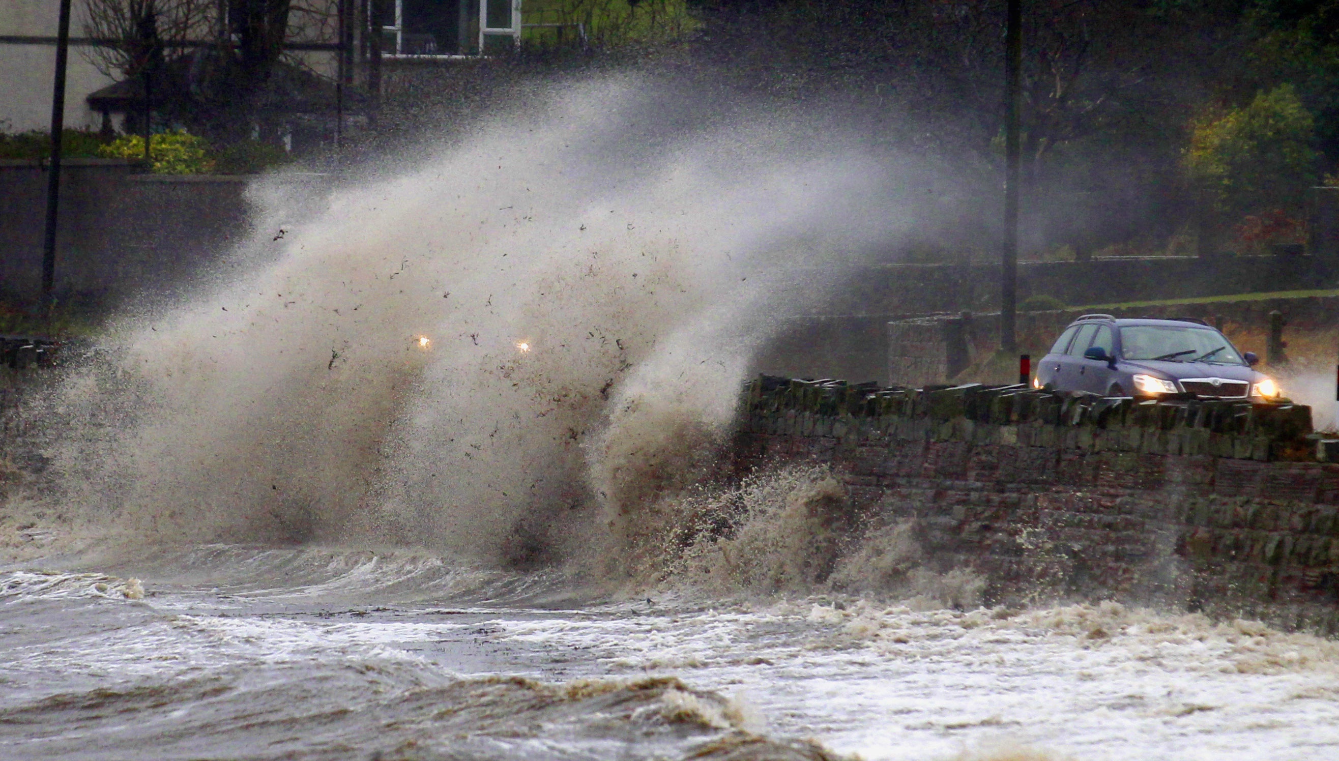 United Kingdom Faces More Floods, High Tides, Dangerous Waves | Weather.com