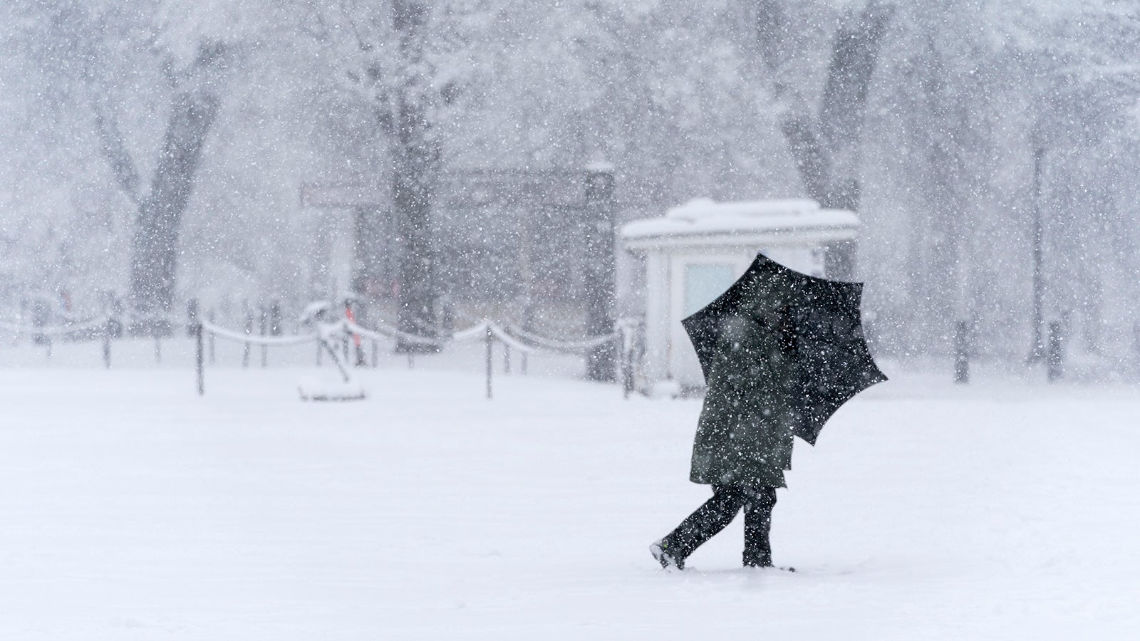 Brutaler Wintersturm: USA kämpft mit Schnee, Eis und lebensbedrohlicher ...