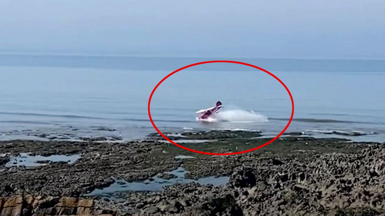 Horror-Flug: Maschine crasht ins Meer - Videos from The Weather Channel