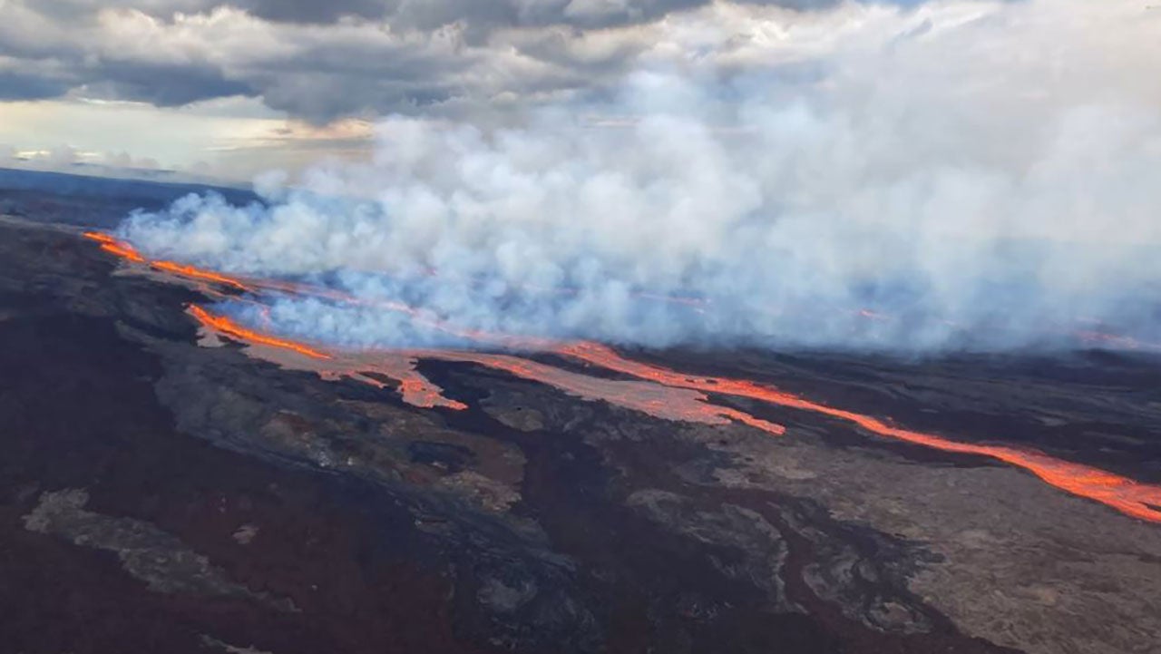 Alarm auf Hawaii nach Vulkanausbruch - Videos from The Weather Channel
