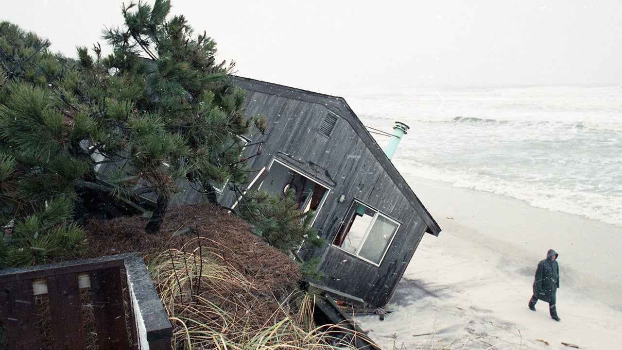 On This Date: The Historic December 1992 Nor'easter | Weather Underground
