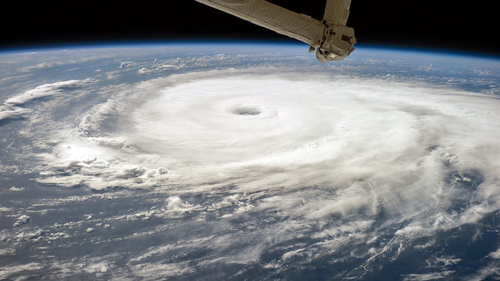 Why Some Hurricanes Rapidly Intensify and Others Do Not, According to ...