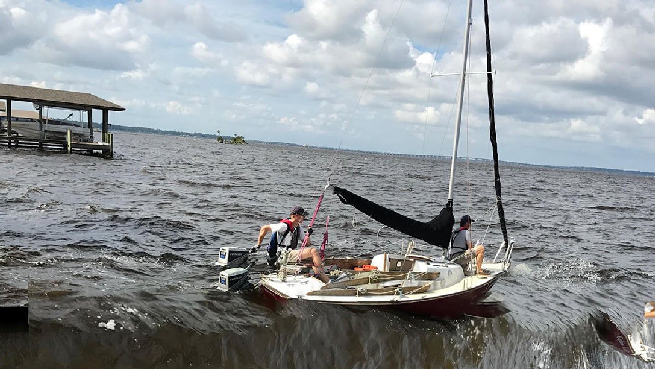 Sunny-Day Florida Boating Trip Is Subject of Apocalyptic Photo | The ...