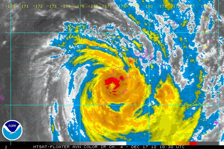 Tropical Cyclone Evan Hammers Fiji, Samoas | Weather.com