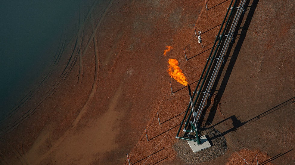 Scarred Landscapes: Striking Aerial Photos of Fracking in North Dakota ...