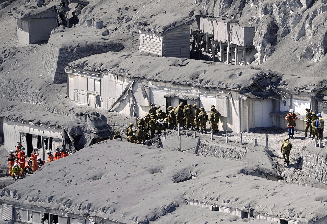 Japan's Mount Ontake Erupts, Killing Dozens (PHOTOS) | The Weather Channel