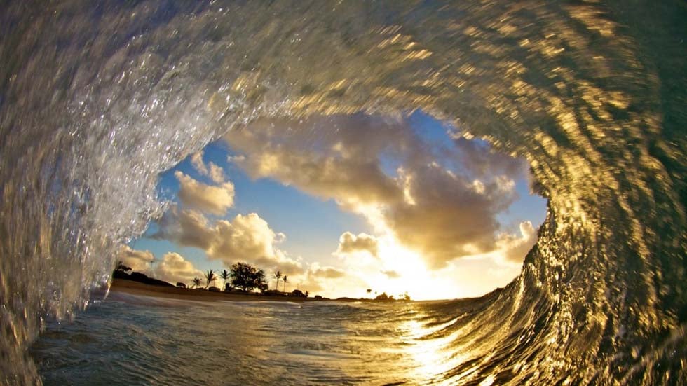 Surf's Up: Amazing Photos of the Waves of Hawaii | The Weather Channel