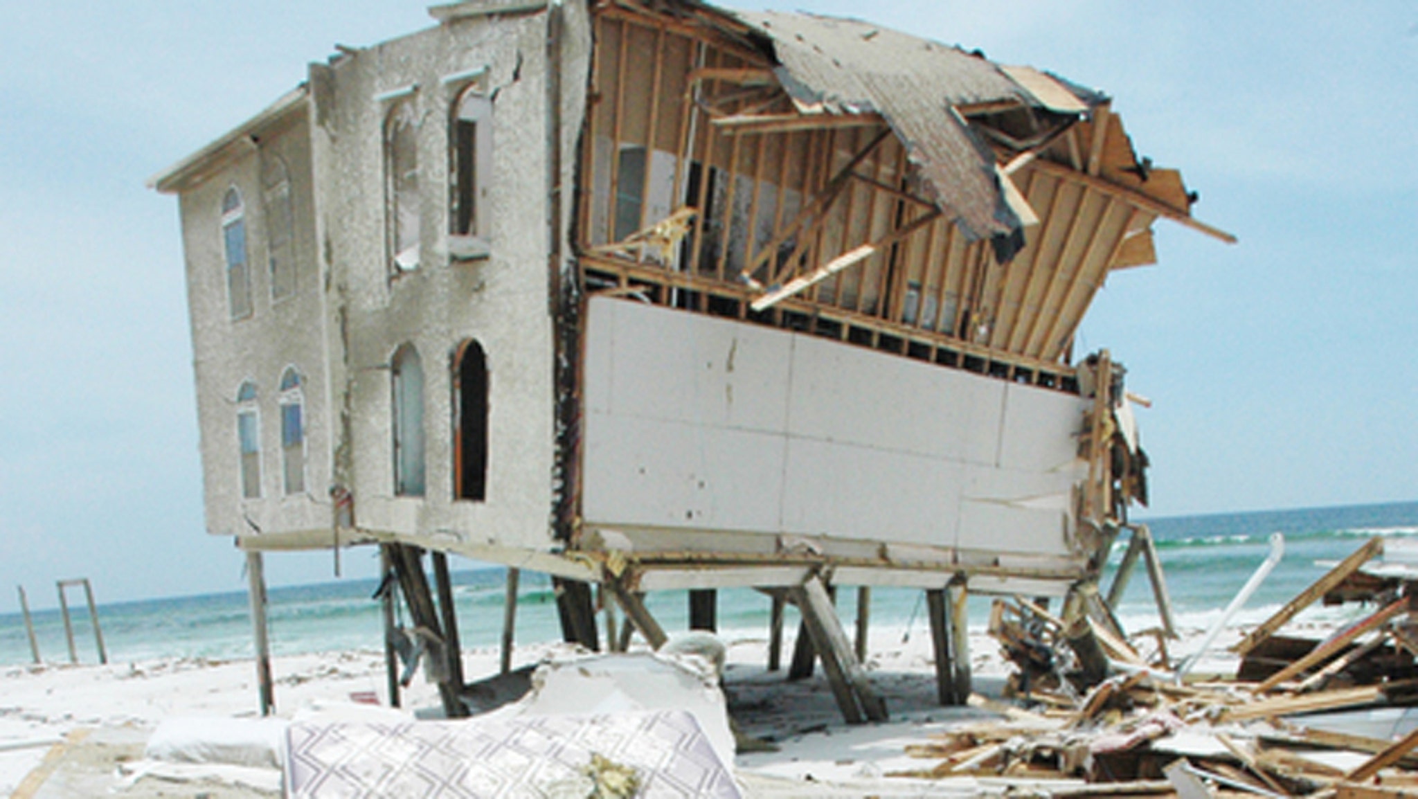 On This Date: Hurricane Dennis Makes Landfall In Florida | Weather.com