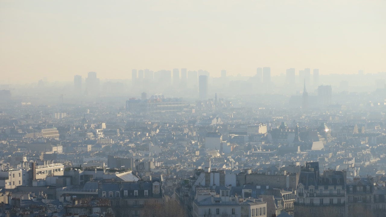 Un pic de pollution en début de semaine à Paris | The Weather Channel