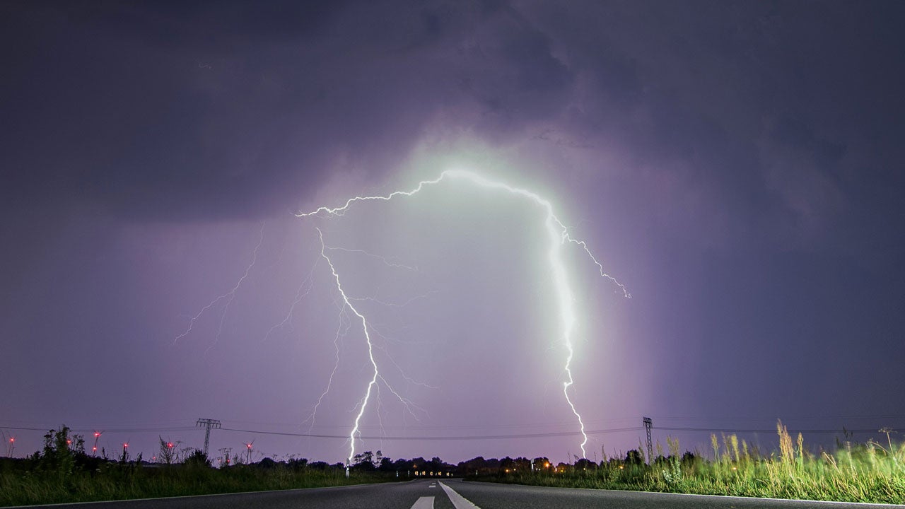 35 Injured After Lightning Strikes Children's Soccer Match in Germany ...