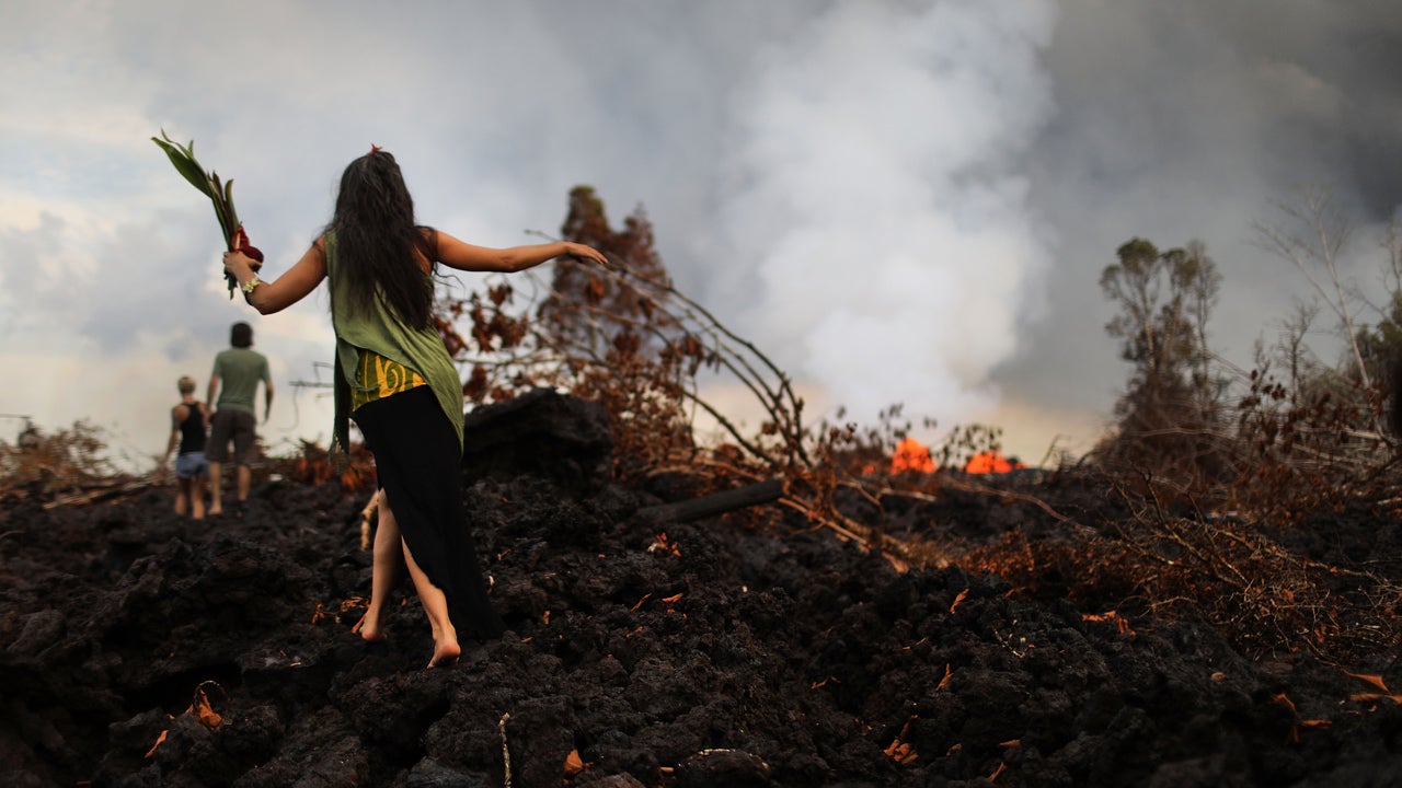 Kilauea Selfies Lead to Dozens of Arrests, Hawaii Officials Say | The ...