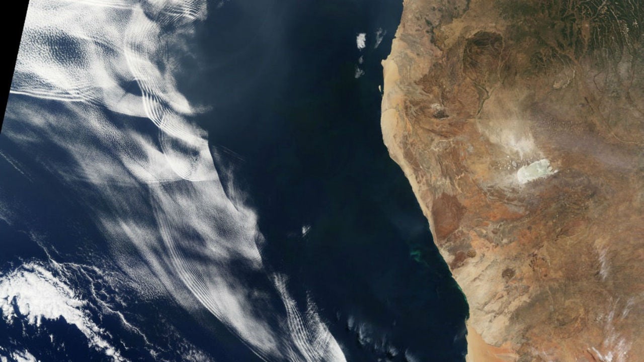 Interlacing Gravity Clouds Captured By NASA Satellite | The Weather Channel