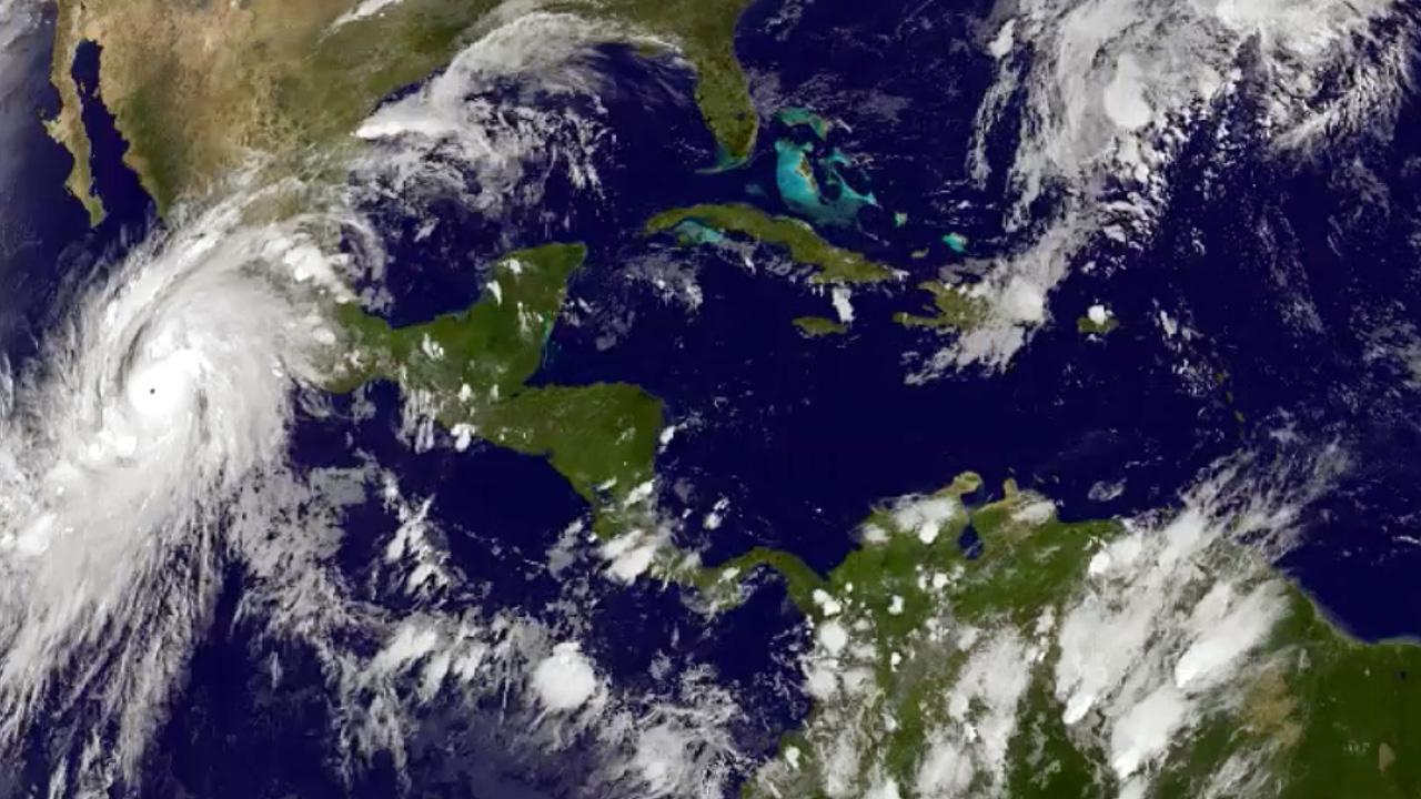 Hurricane Patricia Disrupts Travel on Mexico's Pacific Coast | The ...