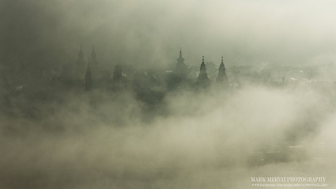 City Disappears Under a Blanket of Fog (PHOTOS) | The Weather Channel