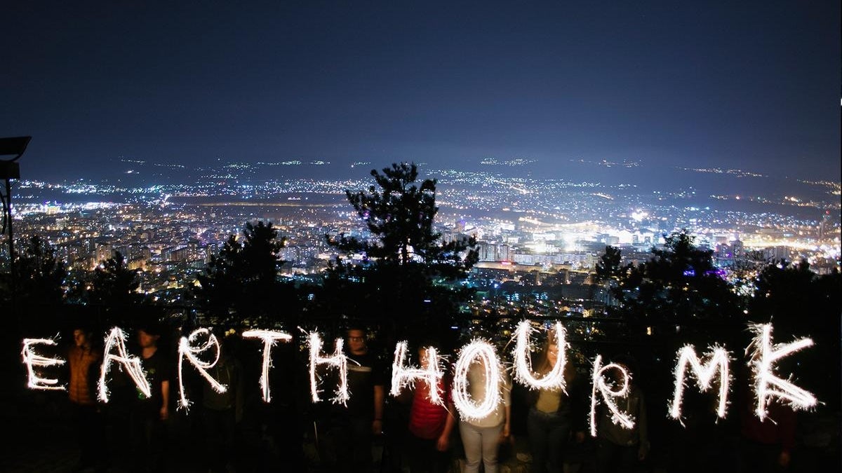 India's Marquee Landmarks 'Switched Off' to Mark Earth Hour 2022; 190 ...