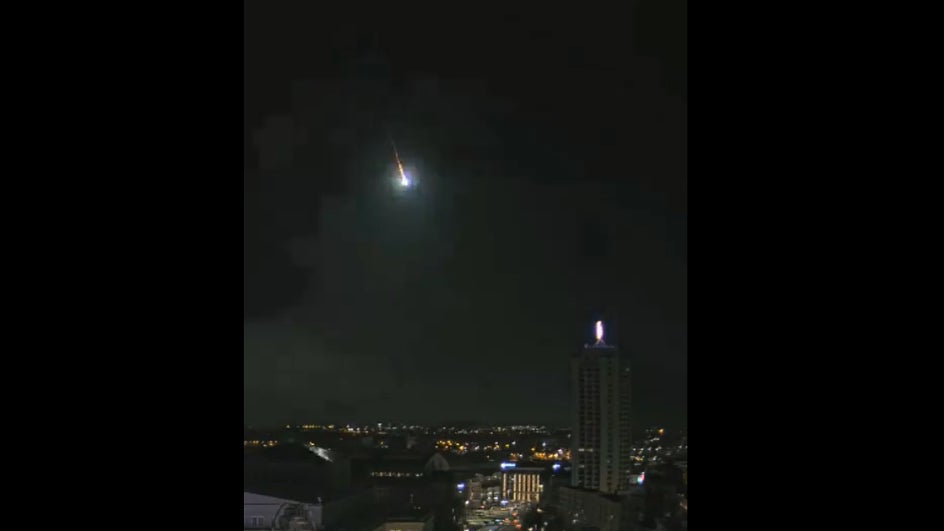 Asteroid Penetrates Atmosphere Above Germany’s Berlin, Creates a ...