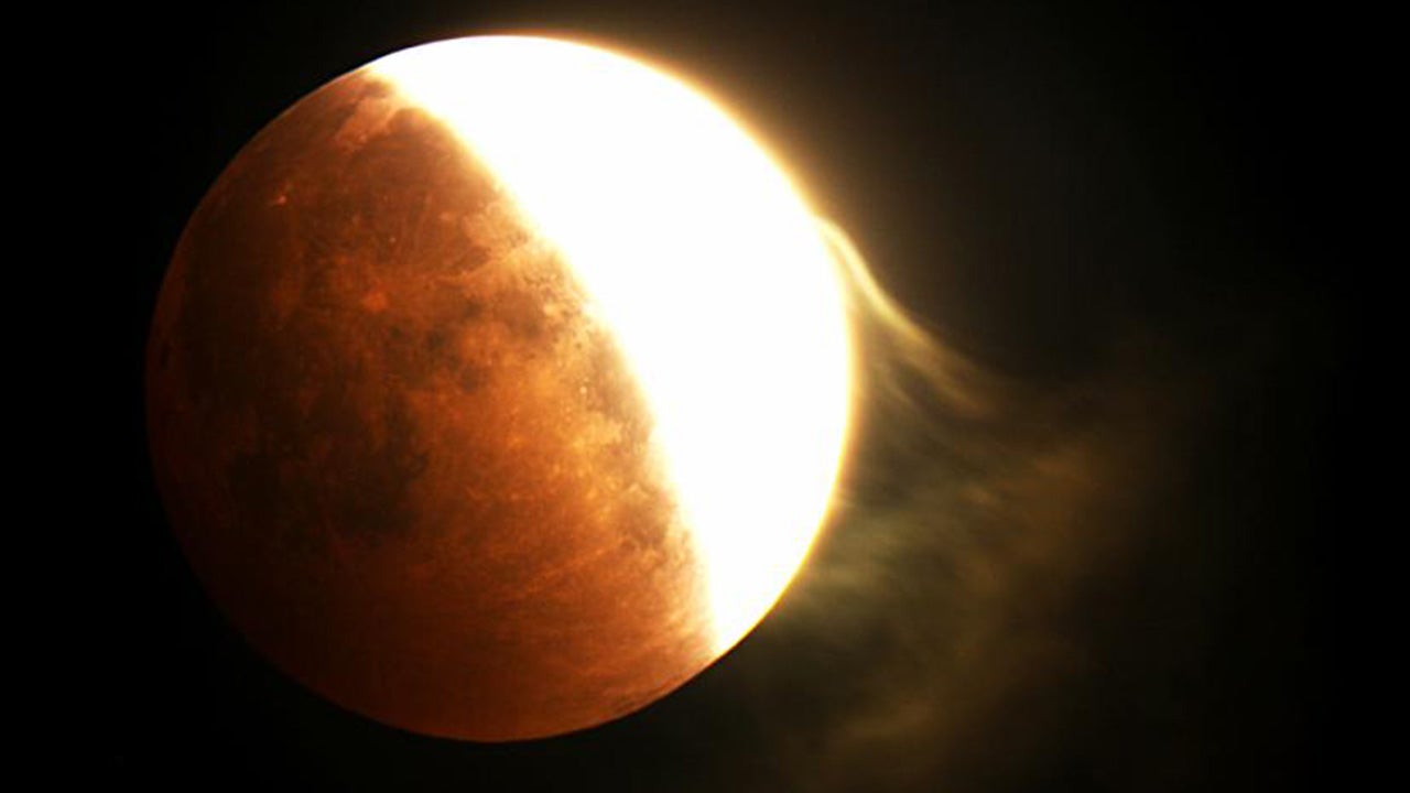 Incredible Amateur Photos of the Moon | The Weather Channel