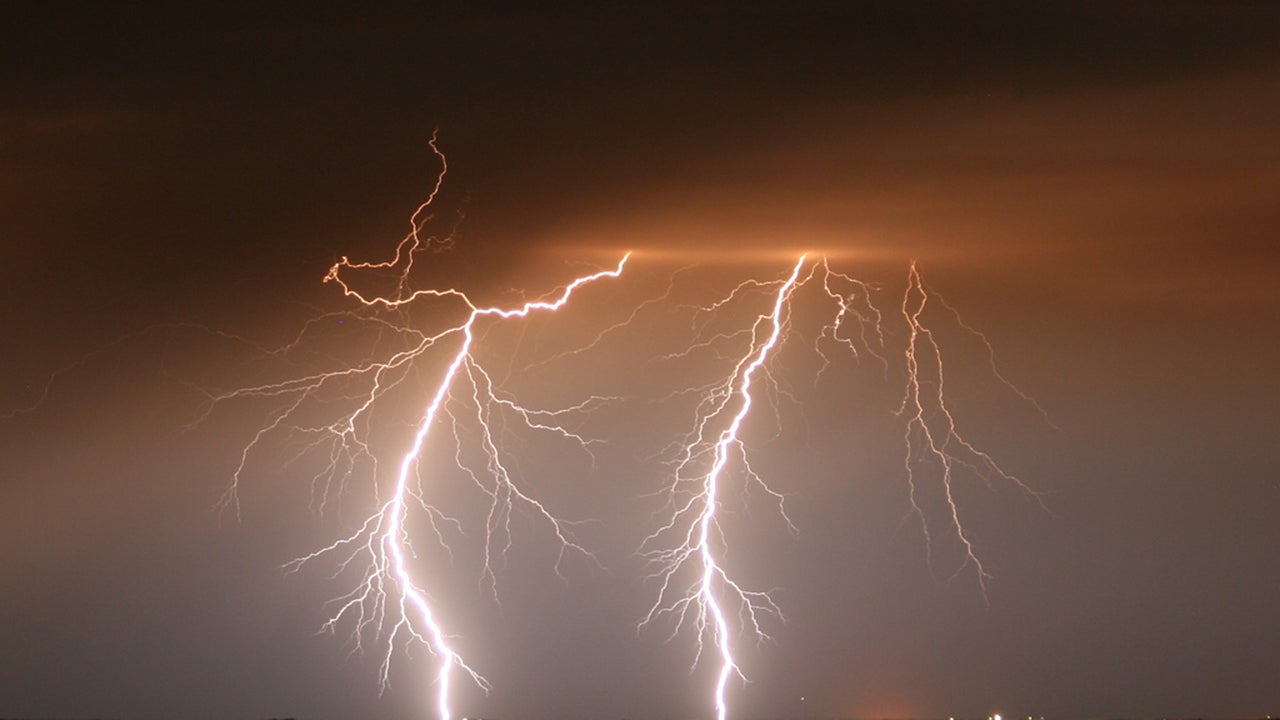 Lightning Strike Kills 1, Injures a Dozen Others in South Carolina ...