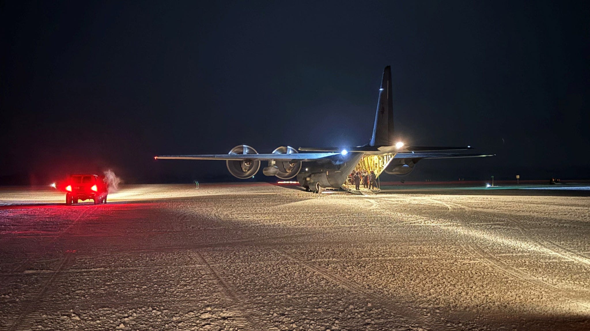 Pilots Pull Off Dark, Frozen Antarctic Rescue | Weather.com