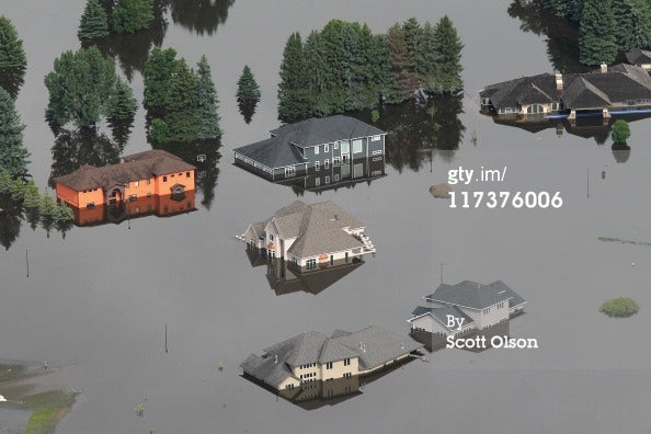Flooding Victims Snatch Up Ariz. Homes | The Weather Channel