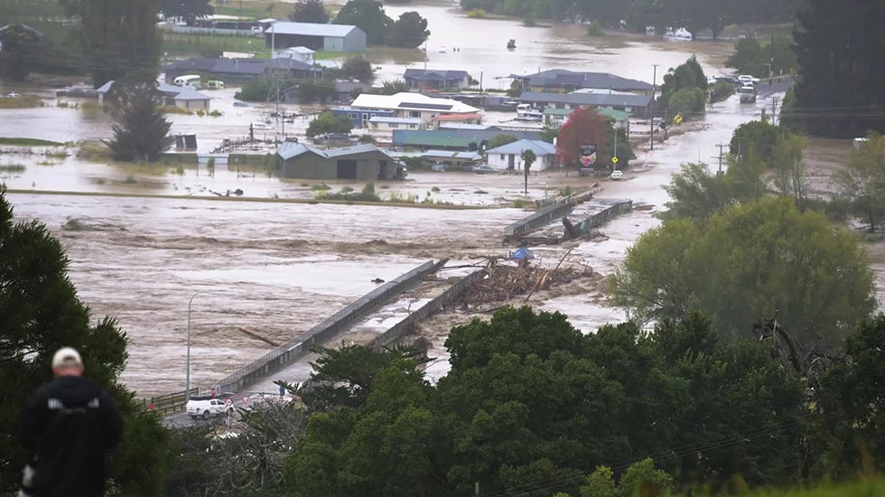 New Zealand Storm Leaves 4 Dead - Videos from The Weather Channel