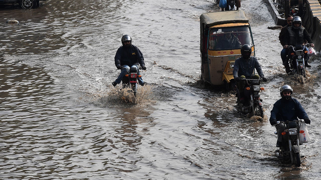 Pakistan Rain, Flash Flooding Kills 26 | Weather Underground