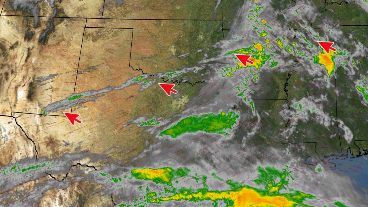 Mountains Cause Cloud Band To Stretch 1,000 Miles | Weather.com