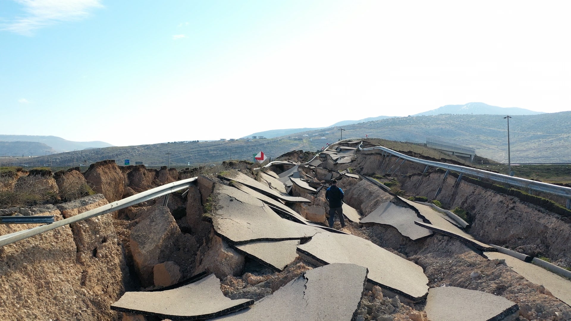 Los Angeles Earthquake: Latest Updates & Damage – Archyde