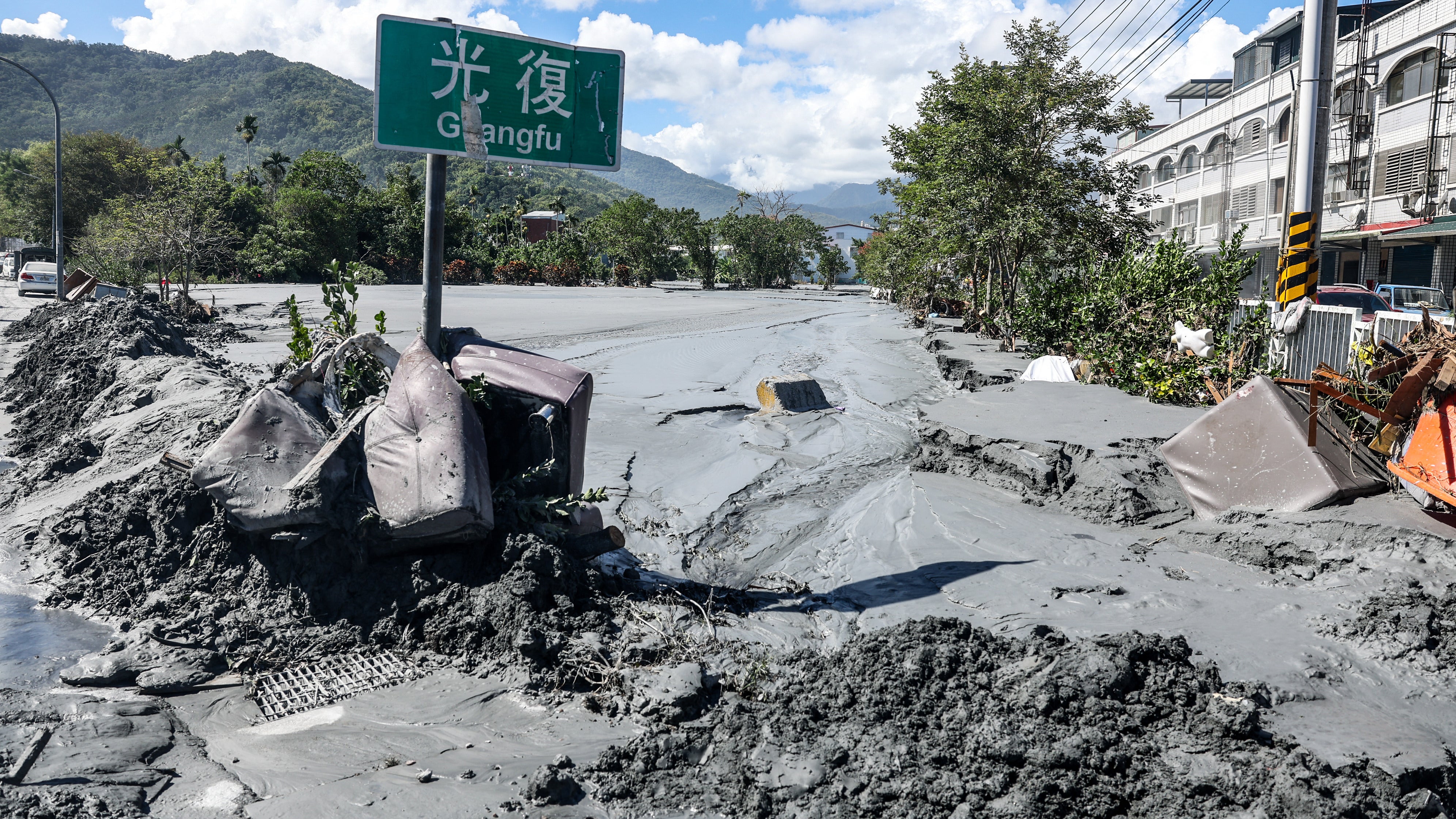 Ragasa's Deadly Path Through Taiwan, Philippines And China | Weather.com