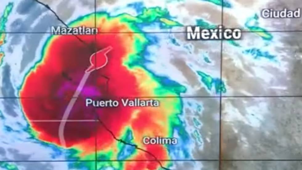 Major Hurricane Makes Landfall Near Mexican Resorts - Videos from The ...