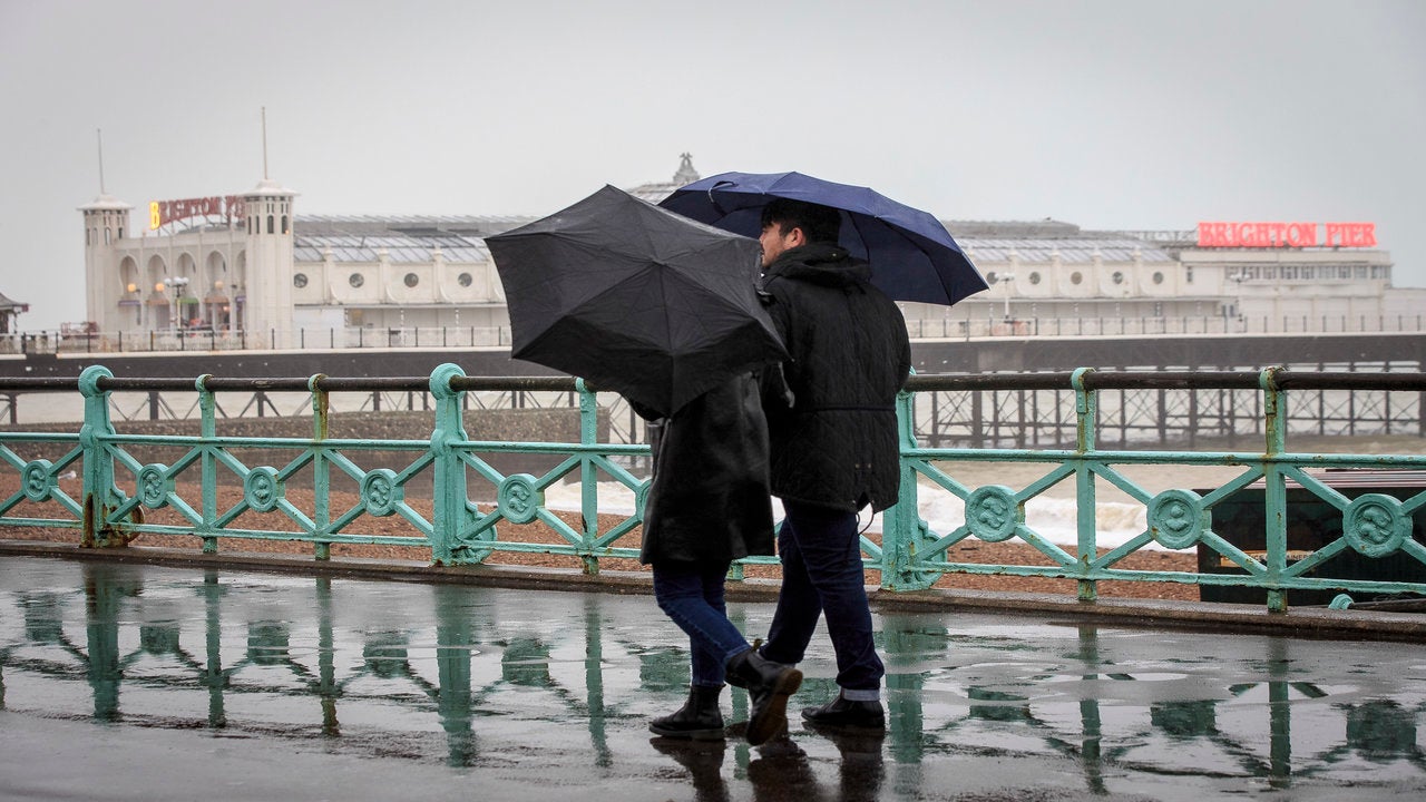 Five-day forecast: Staying mild but turning increasingly unsettled ...