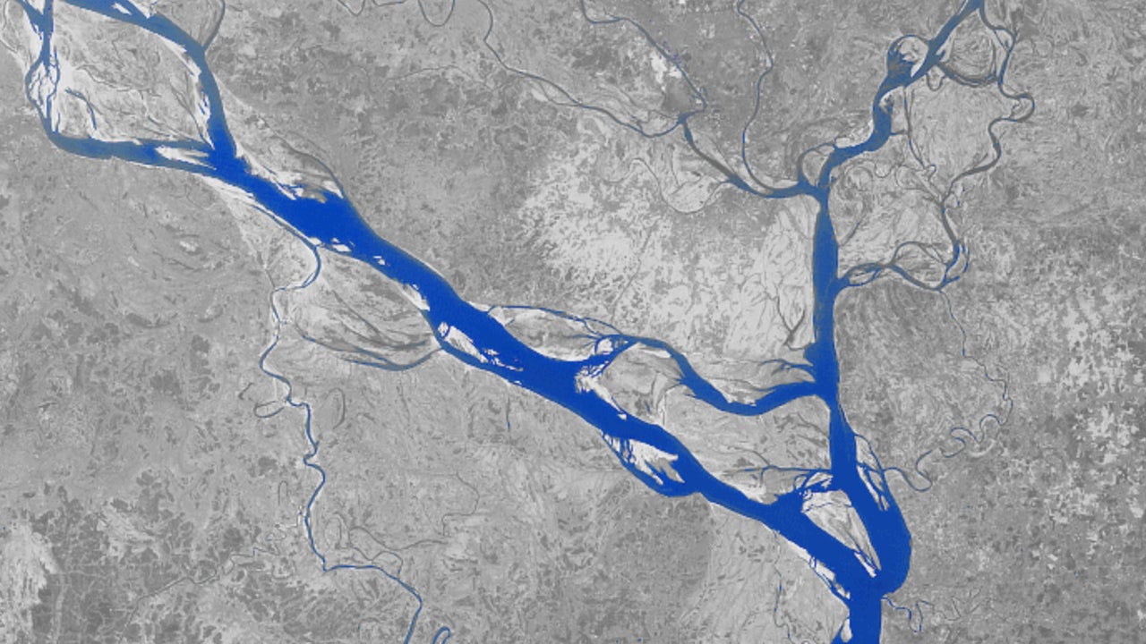 Here's What 30 Years of Change Looks Like Along a River | The Weather ...