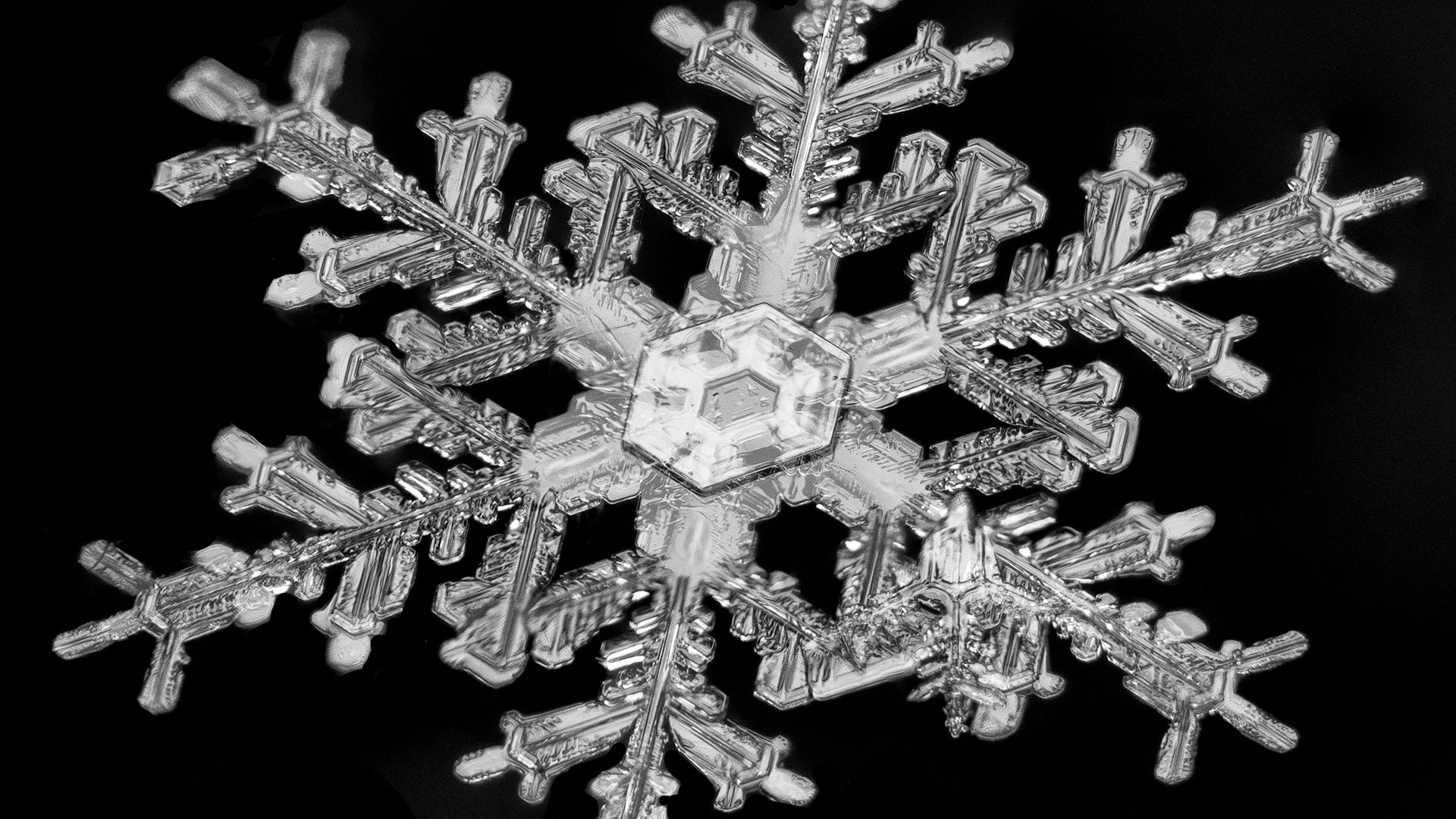 Why All Snowflakes Have Six Sides - Videos from The Weather Channel