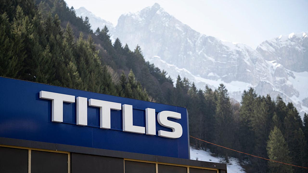 Woman Dies In Switzerland Mount Titlis Gondola Crash | Weather.com
