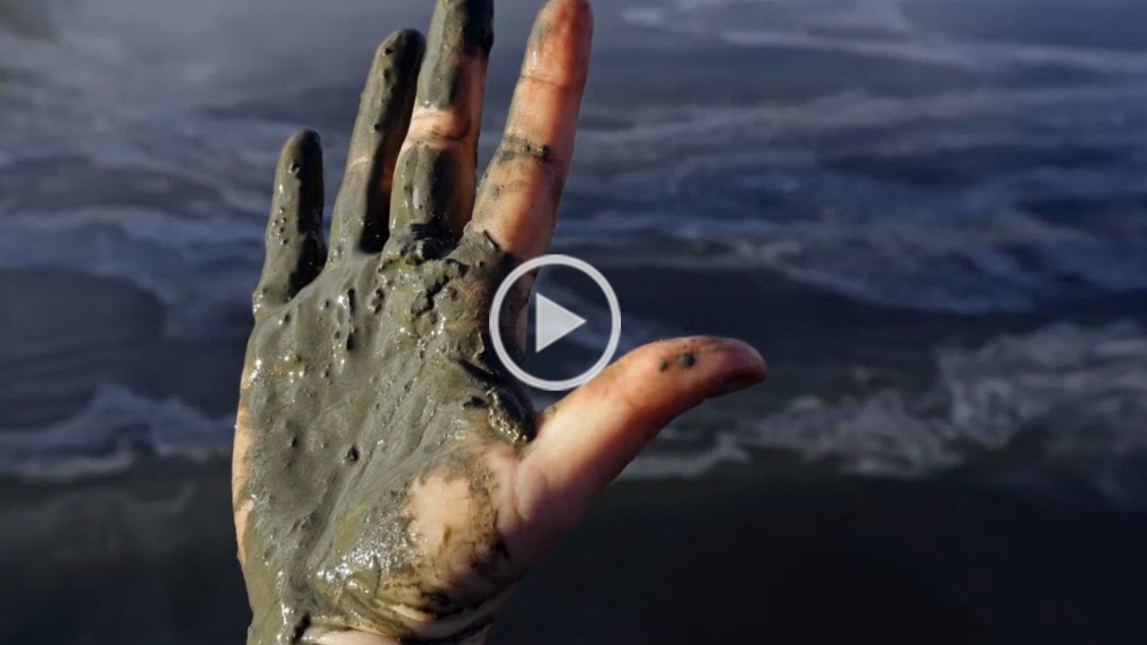 River Polluted By Tons of Toxic Muck | The Weather Channel