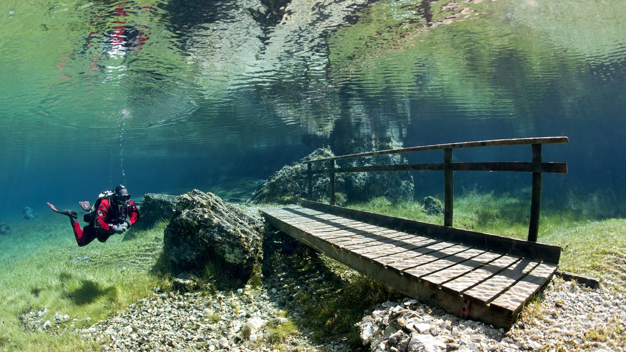 9 Incredible Underwater Attractions (PHOTOS) | The Weather Channel