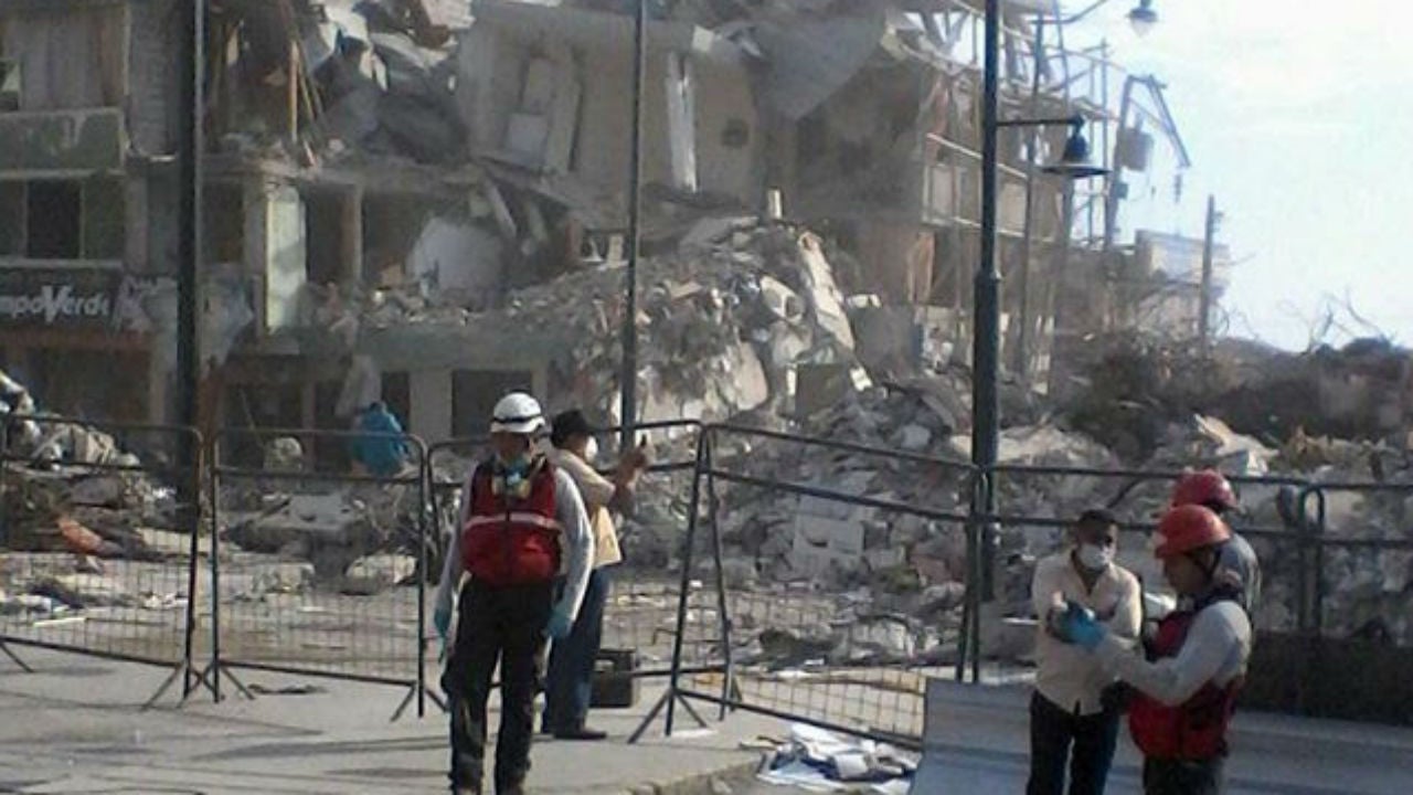 Shallow 5.4-Magnitude Earthquake In Peru Kills at Least 4, Including a ...