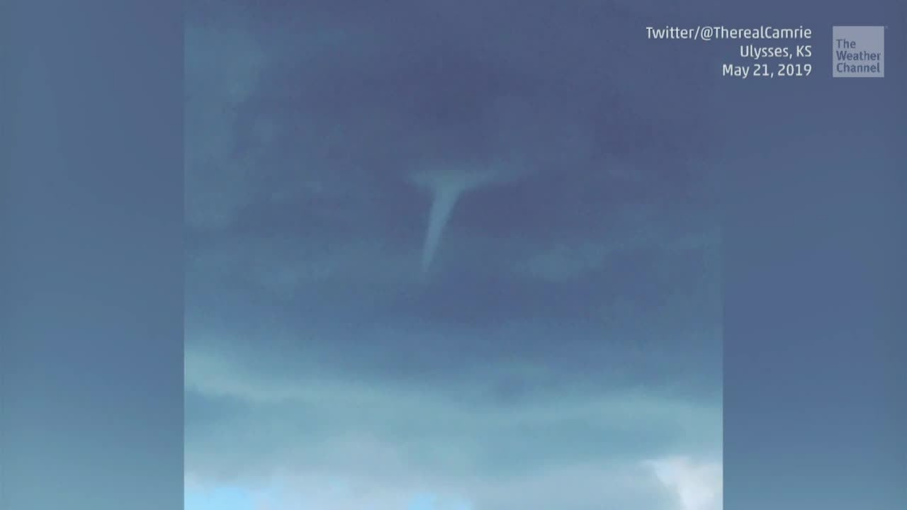 Cold Air Funnels Spotted in Kansas, Utah This Week. What Are They and ...