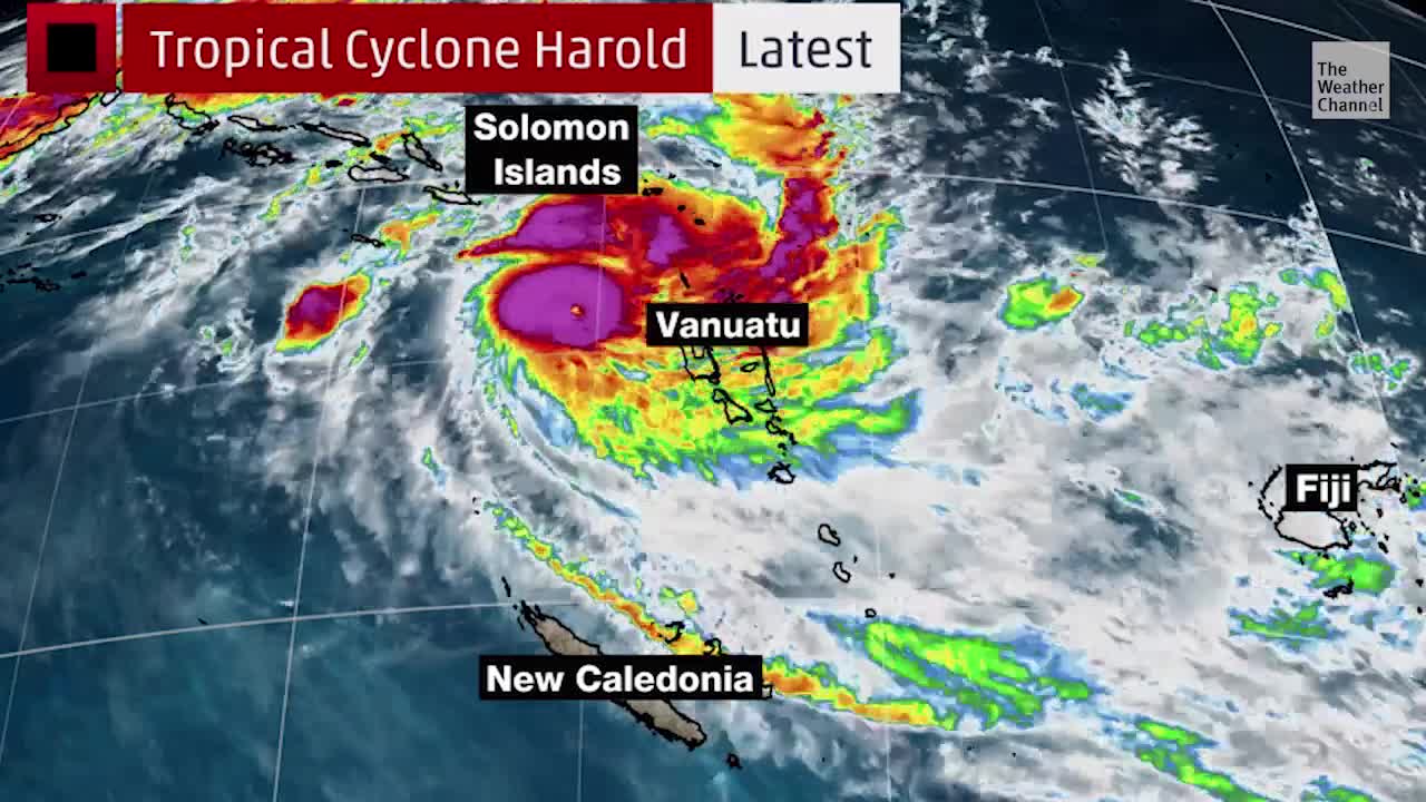 Landfall Imminent as Hurricane Otto Strengthens; Life-Threatening Flash ...