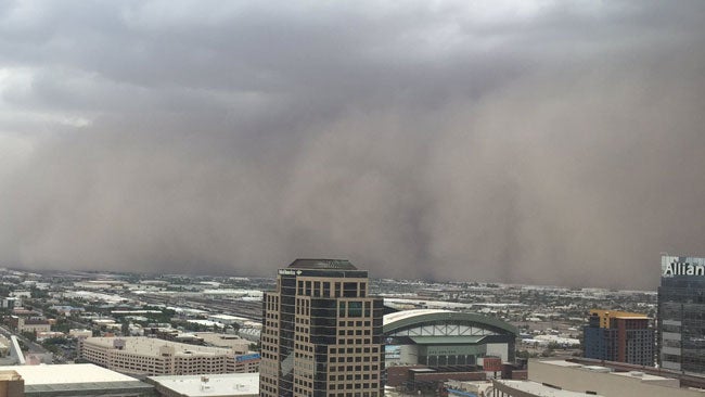 Haboob Sweeps Through Phoenix Cars Stranded By Flooding In Tucson