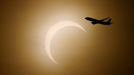 Solar Eclipse From Plane Eclipse Sun Plane Hi Res Stock Photography