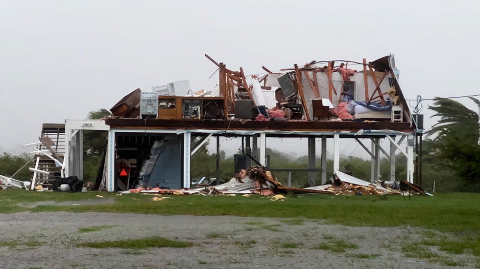 Hurricane Beryl: Houston Power Outages, Death Toll Rises | Weather.com